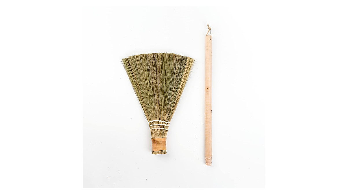 MISCRANAST Natural Broom - Perfect for Cleaning & Decor