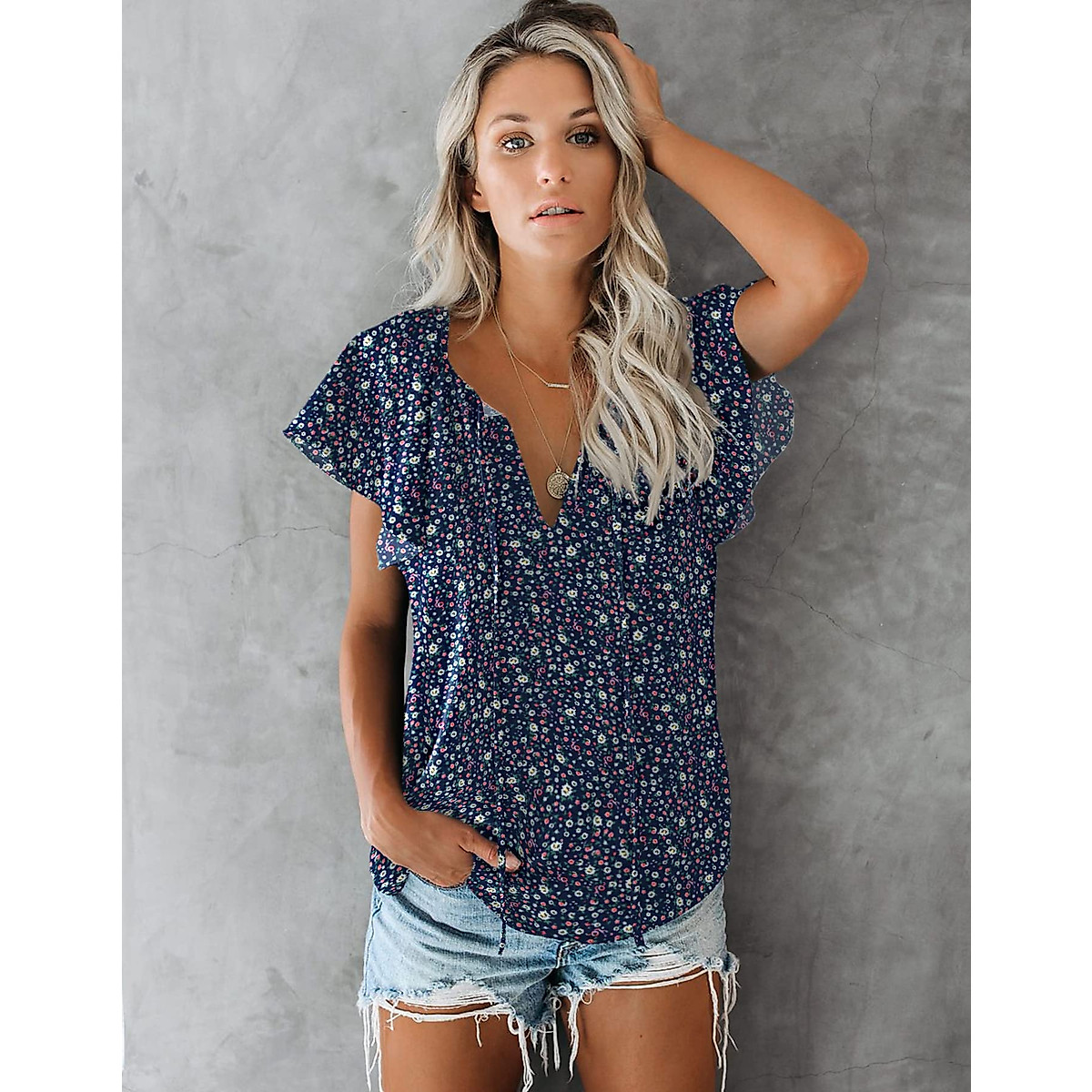 Casual Tops for Women Summer Short Sleeve V Neck Bohemian Ditsy Floral Shirts (Navy Blue,XL)