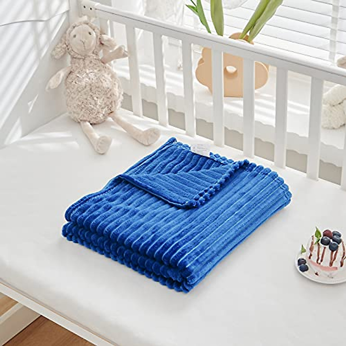 UOZZI BEDDING Flannel Fleece Baby Toddler Blanket All-Season Ultra Soft Plush Thin Small Blanket for Crib -100% Microfiber Polyester Navy Royal Blue 27x39 Inch