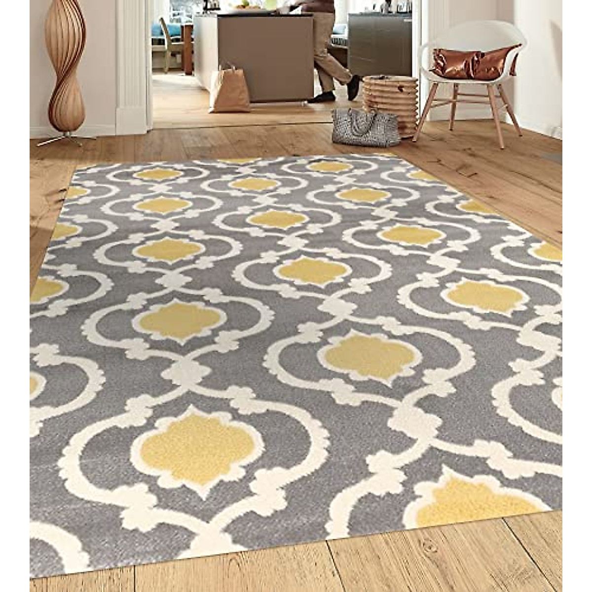 Moroccan Trellis Contemporary Gray/Yellow 7'3" x 10'2" Indoor Area Rug