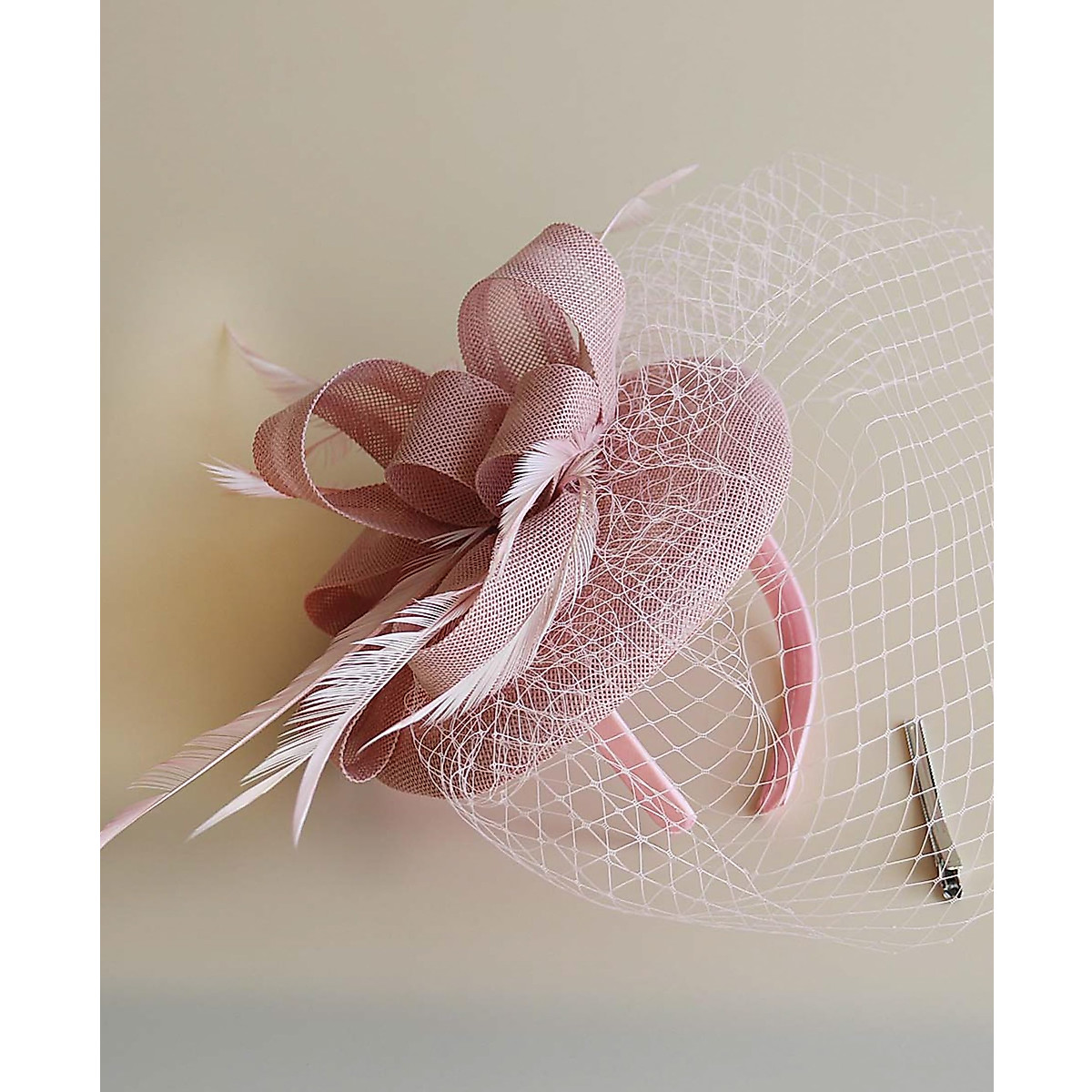 Focupaja Fascinators Hats Women Pillbox Hat with Mesh Veil Feathers Derby Headband Wedding Headwear Tea Party Hair Clip 20s 50s Top Hat W4-38-Pink