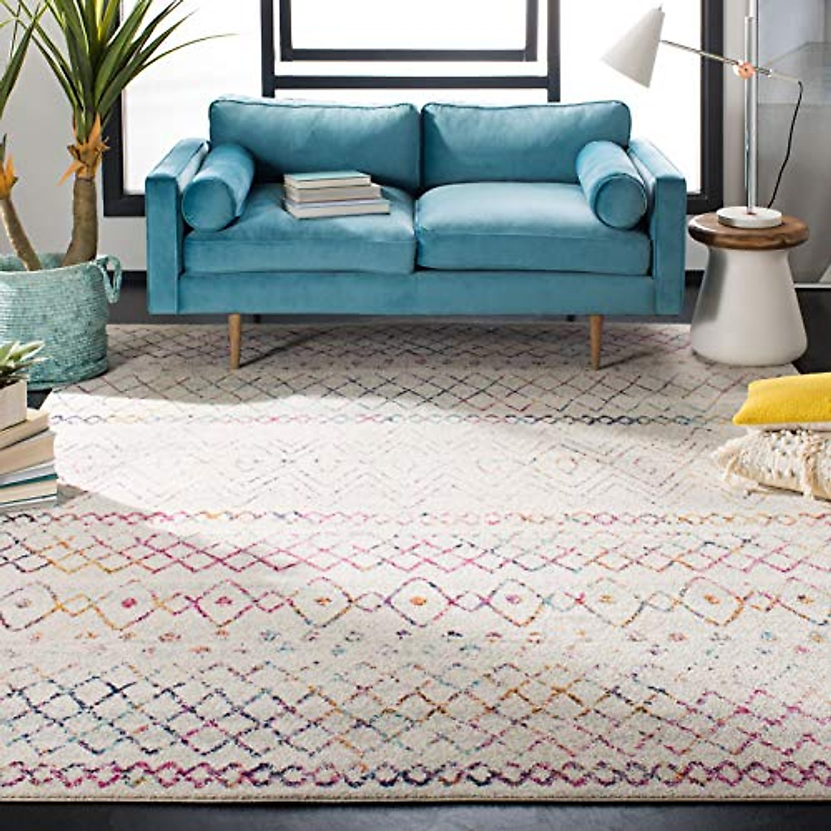 SAFAVIEH Madison Collection 6'7" Square Ivory / Fuchsia MAD798A Moroccan Boho Distressed Non-Shedding Living Room Bedroom Dining Home Office Area Rug