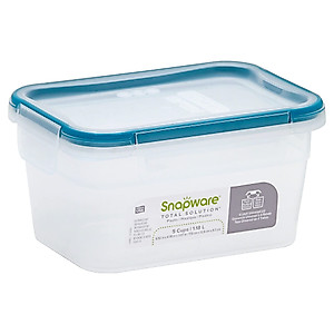 Snapware Total Solution 5-Cup Plastic Food Storage Container with Lid, 5-Cup Rectangular Meal Prep Container, Non-Toxic, BPA-Free Lid with 4 Locking Tabs, Microwave, Dishwasher, and Freezer Safe