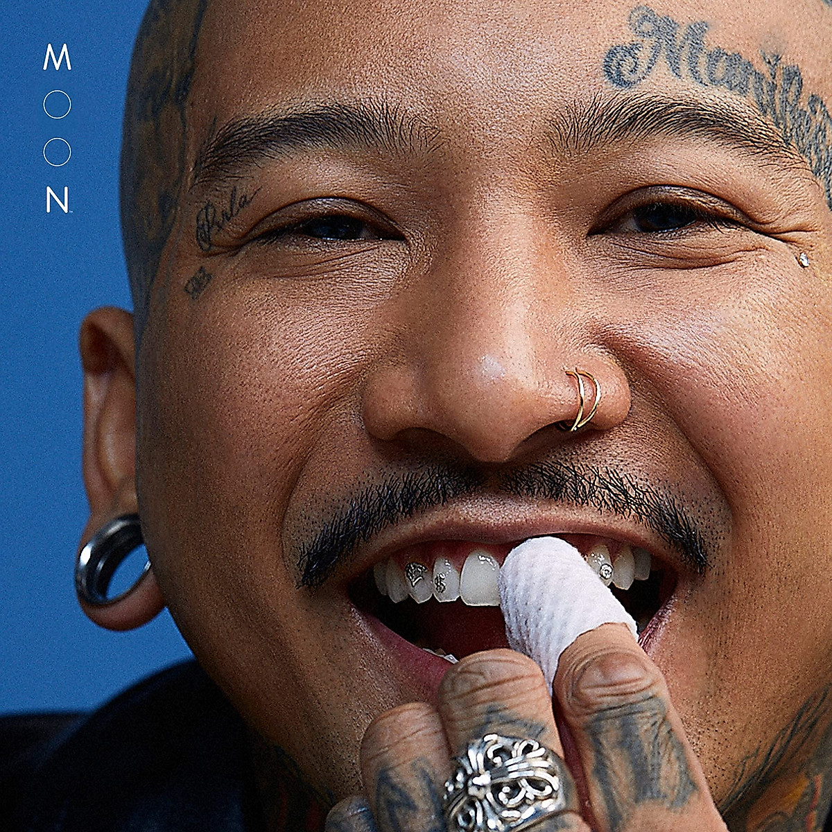 Moon Stain Prevention Teeth Wipes | Whitening + Cleansing Oral Care Wipes - 10 Wipes Per Pack