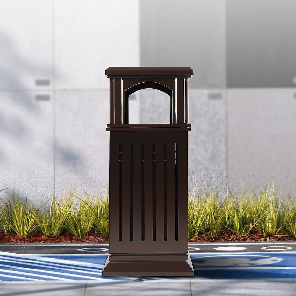 YUMIONB Garbage Can, 15.8'' L x 15.8'' W x 35.5'' H Commercial Garbage Cans Industrial Garbage Cans Locking Trash Can Outdoor Garbage Can with Lid Large Trash Can for Courtyards, Parks (Brown)