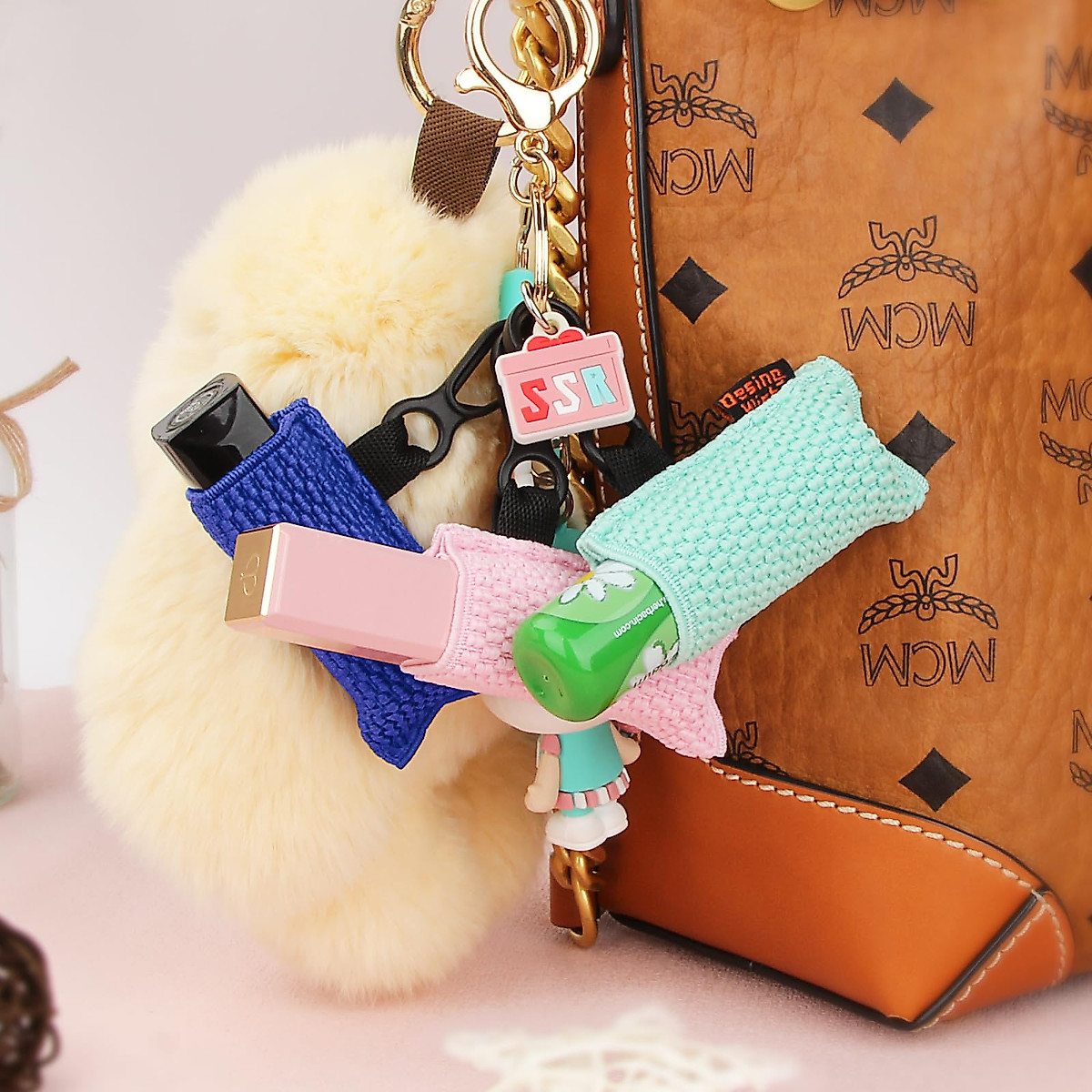 Desing Wish 6 Pack Chapstick Holder Keychain Clip On Lipstick Sleeve Anti-Lost Lip Balm Holder Key Chain Elastic Sleeves for Keys/Purse/Bag/Badge Holder
