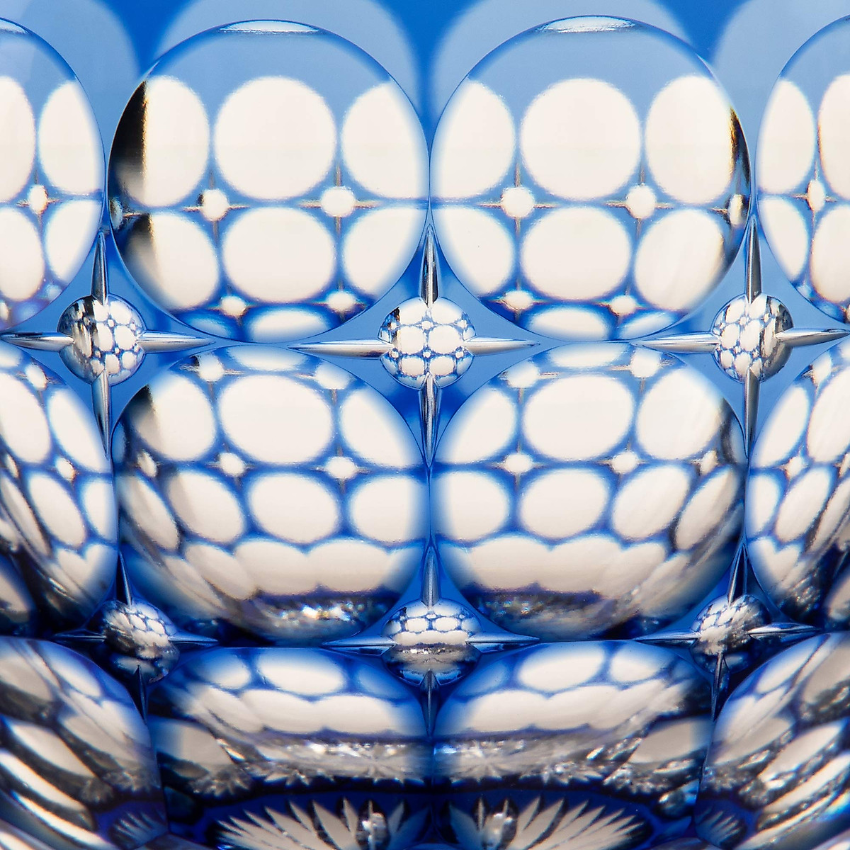 Kagami Crystal (Edo Kiriko Cold Sake Cup Traditional Craftsmen Nabeya Satoshi 80cc T535-2684CCB