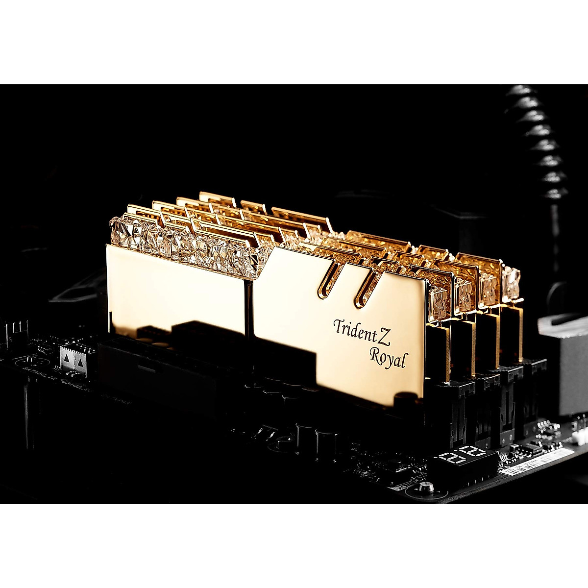 G.Skill 32GB DDR4 Trident Z Royal Gold 3600Mhz PC4-28800 CL16 1.35V Dual Channel Kit