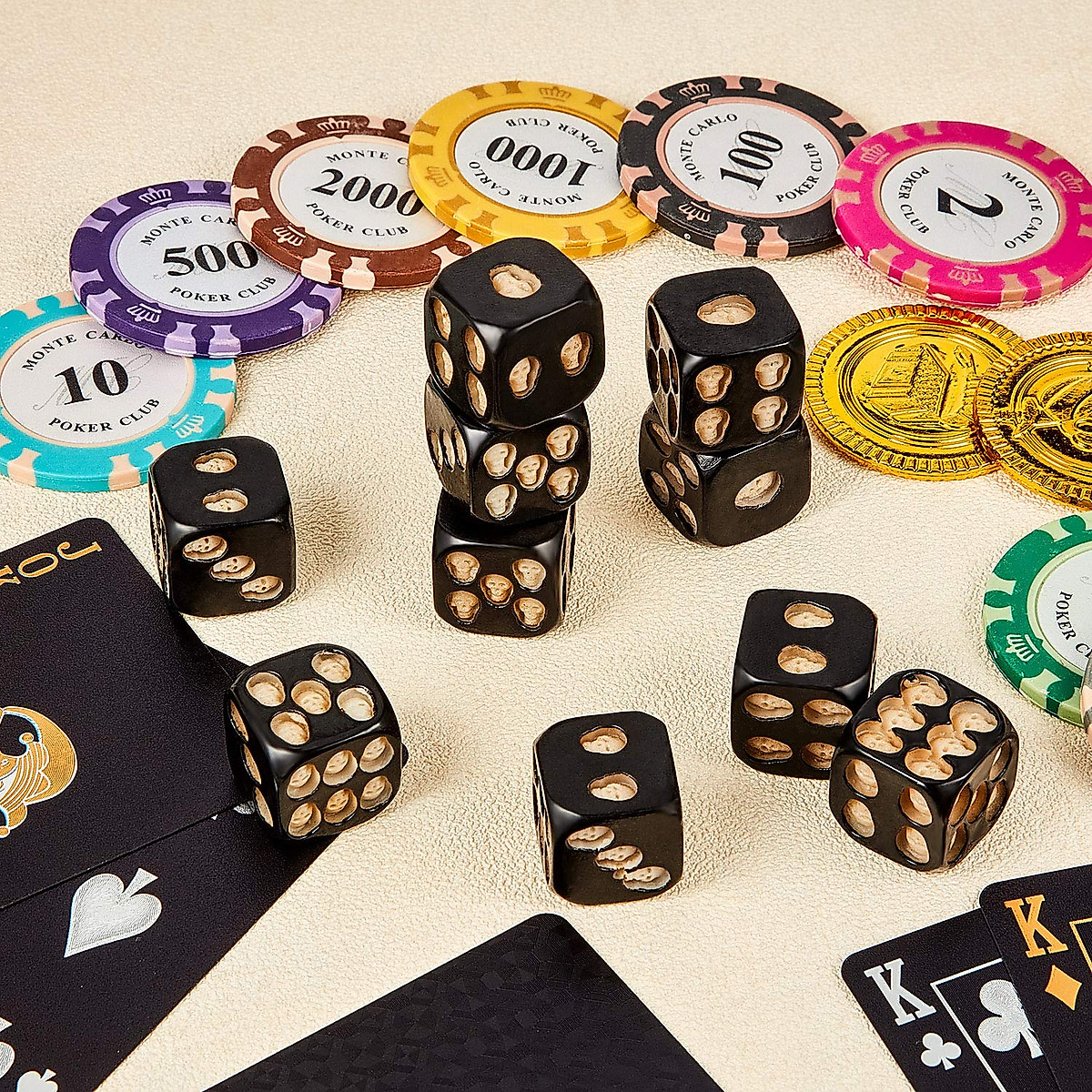 10 Pieces Black Skull Dice Halloween Dice 3D Skeleton Dice Decorative Mini Skull Face Gaming Dice 0.7 Inch Cube Dice with Flannel Bag for Club Pub Halloween Party