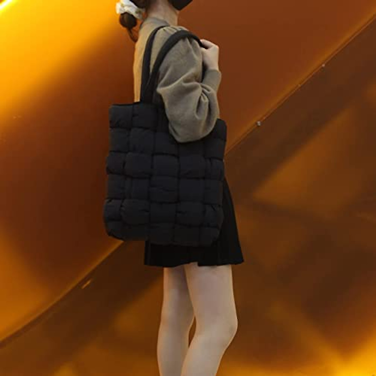 NAARIIAN Women's Large puffer tote bag, Quilted Puffer Tote Bag Soft Padded Down shoulder Handbag Totes Puffer Shoulder Bag Pillow Shopper Bag(BLACK)