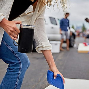 YETI Rambler 24 oz Mug, Vacuum Insulated, Stainless Steel with MagSlider Lid, Cape Taupe