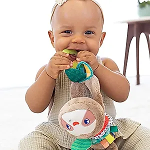 Infantino Music & Motion Pulldown Sloth - Musical Plush Sloth with Multi-Textured teether for Tactile Exploration, Easily attaches to Strollers and Gyms, BPA-Free