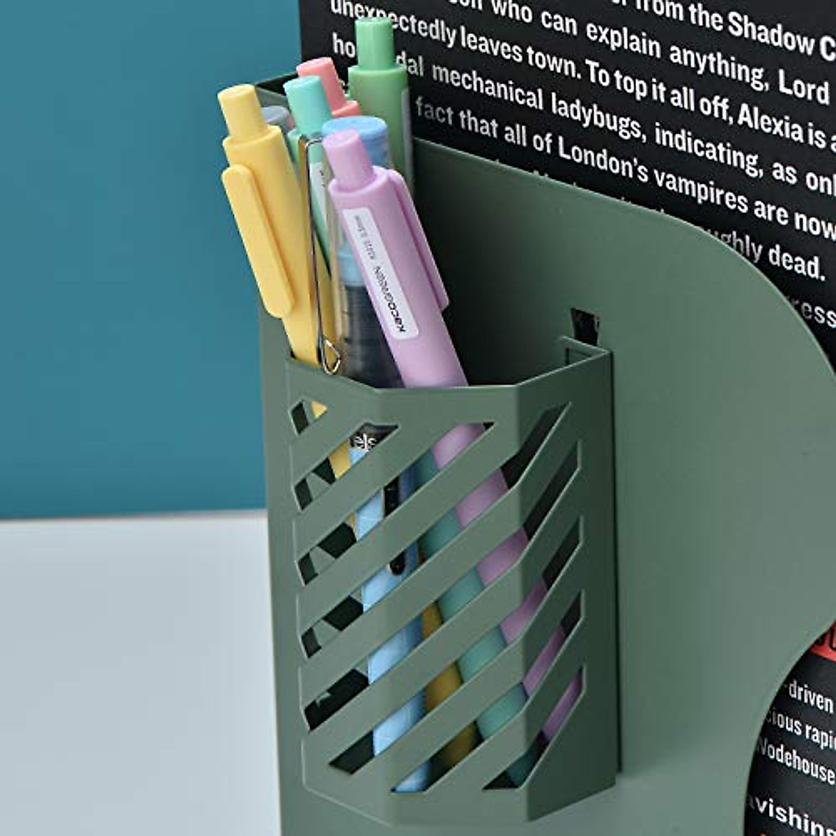 Shoccolt Adjustable Bookends Book Holders for 3 Compartments Heavy Duty Metal Steel Book Stand Desktop Organizer Expandable Bookshelf with Pen Holder for Home Office School Library (Green)