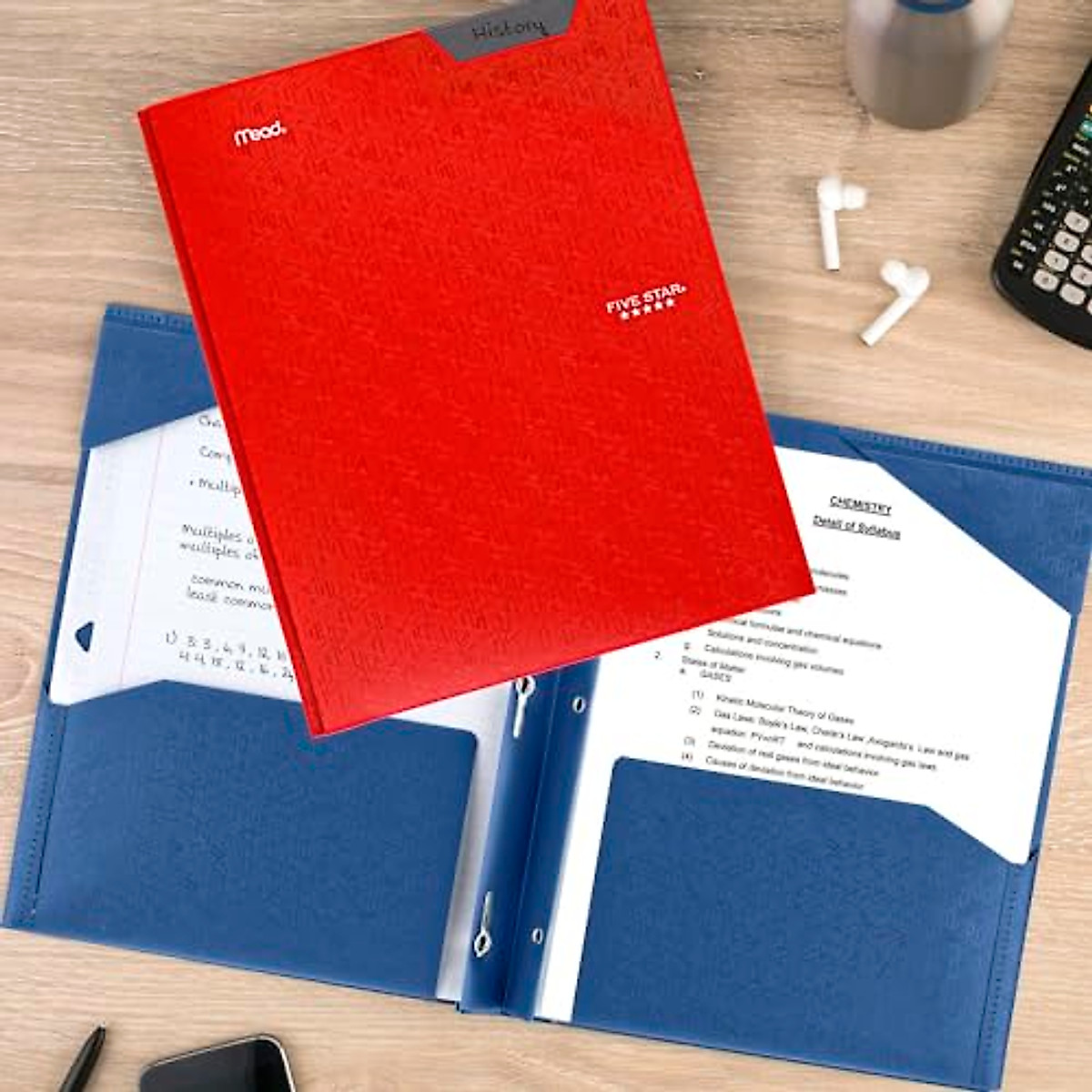 Five Star 2 Pocket Folder, Stay-Put Folder, Plastic Colored Folders with Pockets & Prong Fasteners for 3-Ring Binders, 8-1/2” x 11", Fire Red (72109)