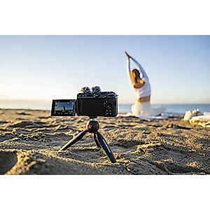 Nikon Z 30 w/NIKKOR Z DX 16-50mm Lens Vlogger Kit (International Model) (Renewed)