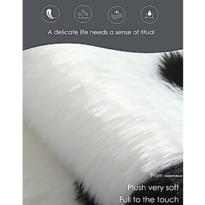 XIANGYUNLAI Panda Mat, 2x3ft Panda Rug, Shag Area Rug Soft Fluffy Faux Fur Rugs Funny Animal Shape for Home Floor Sofa Mat Living Room Kids Bedroom