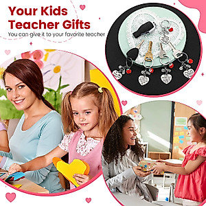 Kigeli 16 Pieces Teacher Appreciation Gift Teacher Keychain Heart Shape Pendant Key Chain Graduation Back to School Christmas Thank You Gift for Teacher