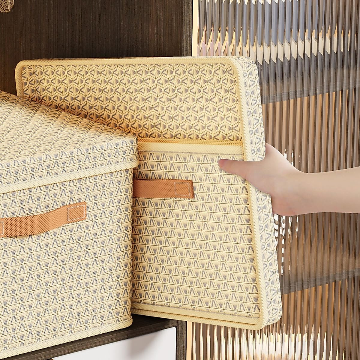 COAINNER Stackable Fabric Cube Storage Bins with Lids, 17-Inch Non-Woven Shelf Organizer Closet Storage Box for Clothes, Sweater, Blanket (Beige, Large)