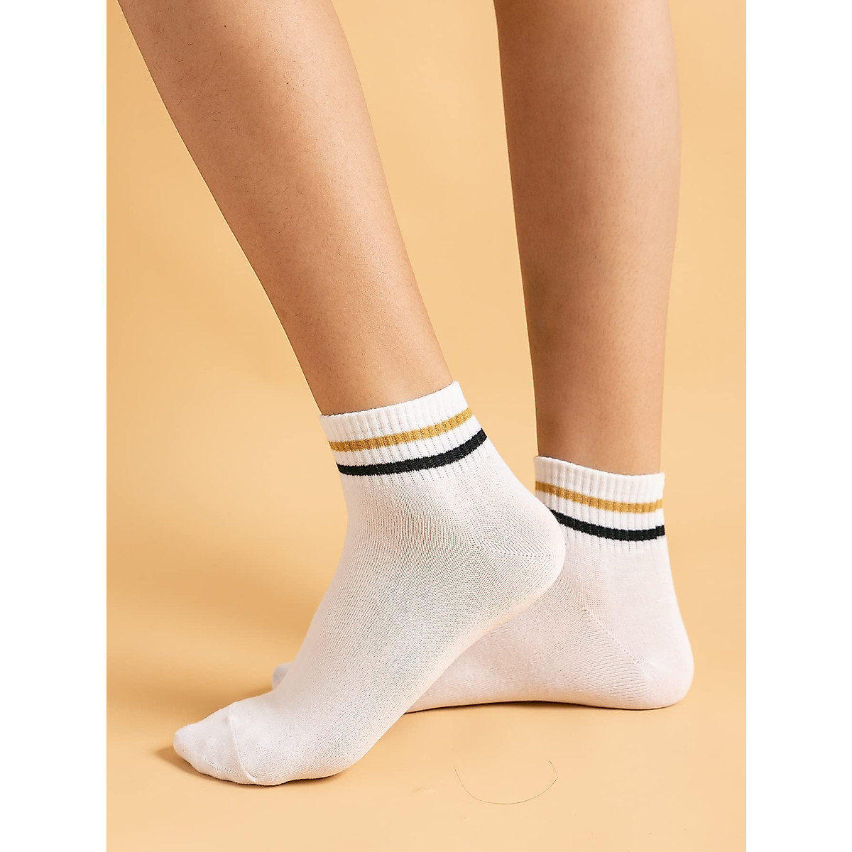 OYOANGLE Women's 8 Pairs Striped Print Ankle Socks Active Lightweight Running Socks Multicolor Striped One Size