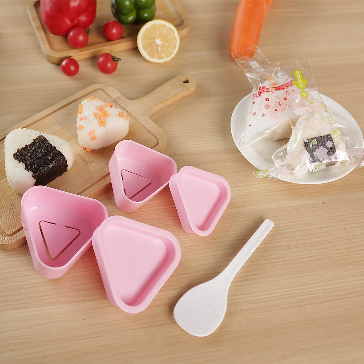 Aesumta Triangle Onigiri Mold,2 Pcs Sushi Mold  ,Onigiri Mold Set with Wrapper Bags & Stickers for Bento Home DIY Sushi Making Kit (pink)