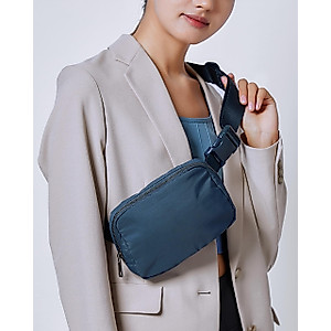 YOSHUYUKI Mini Crossbody Belt Bag - Waterproof Fanny Pack for Women, Fashionable Running Belt Pouch in Navy Blue