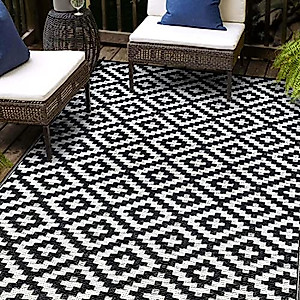 Outdoor Patio Rug Waterproof - 4x6 ft Black Outdoor Carpet, Plastic Straw Area Rug for Patios Clearance, Outdoor Rugs for Camping, Porch, Deck, Rv, Camper, Balcony, Backyard