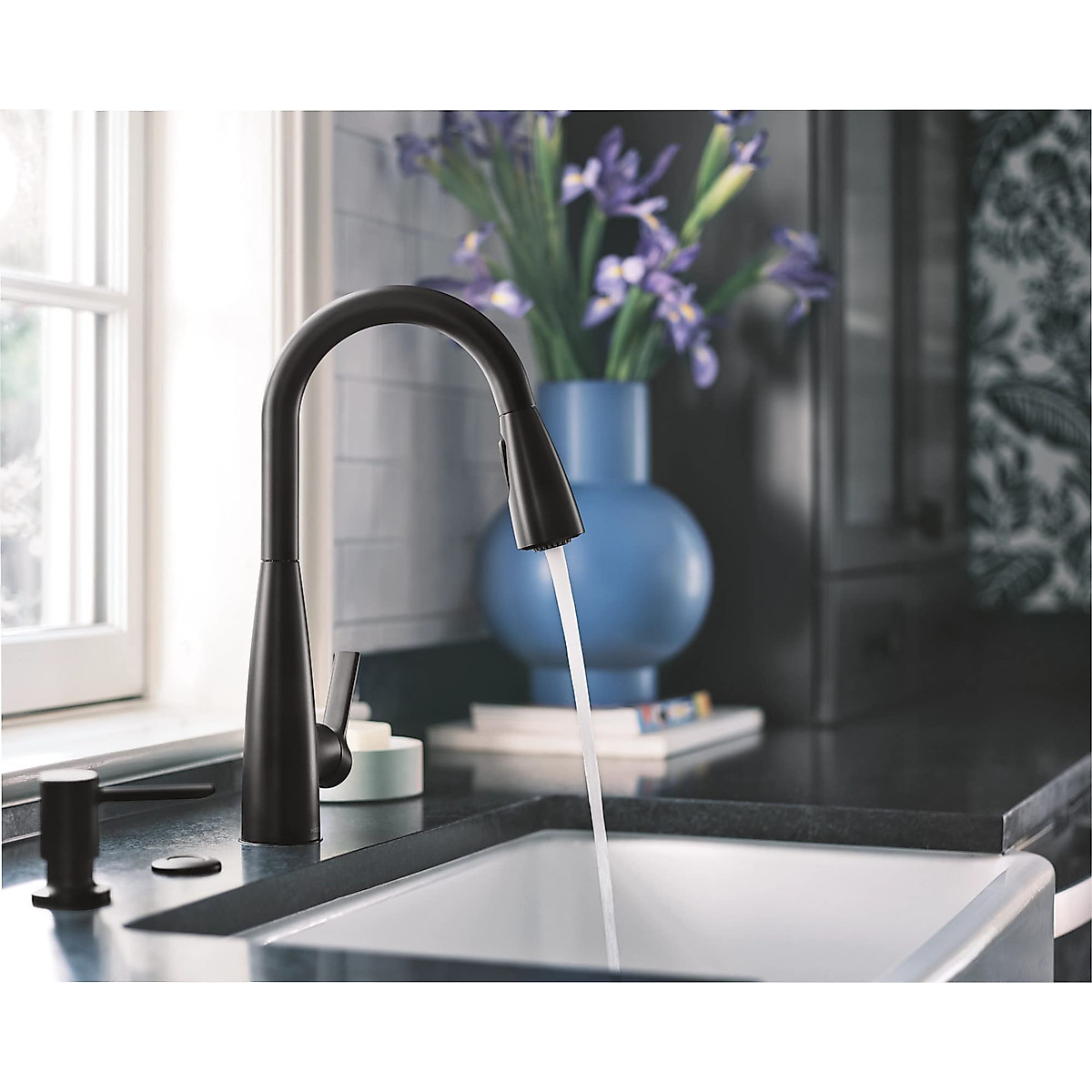 Moen Haelyn Matte Black Single-Handle Pull-Down Sprayer Kitchen Faucet Featuring Power Boost for a Faster Clean, Soap Dispenser Included, 87627BL
