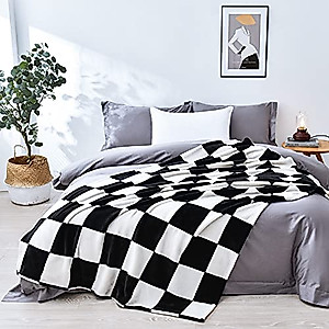 Vessia Large Flannel Fleece Plush Blanket Throw Size(50"x70") - Black and White Checker Lightweight Blanket - 300GSM Soft Cozy Comfy Microfiber Checkboard Blanket for Sofa,Couch,Bed,Chair