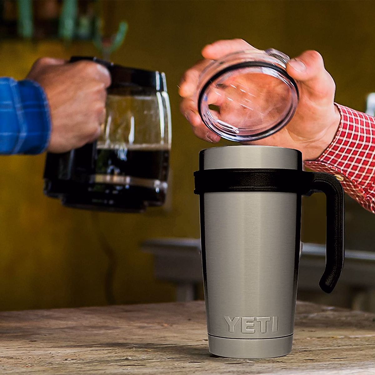 YETI Rambler 20 oz Tumbler with Handle Set, (1) 20 oz MagSlider Tumbler, and (1) 20 oz Handle, Navy