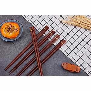 HuaLan Japanese Natural Wood Chopstick Set Reusable Classic Style Chopsticks Non-slip Design Chop Sticks 5 Pairs Gift Set