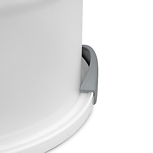 Sterilite Cake Server, Plastic Food Storage Container with Lid, Latches and Handle, Dessert Carrier, Dishwasher Safe, Clear Lid and White Base, 8-Pack