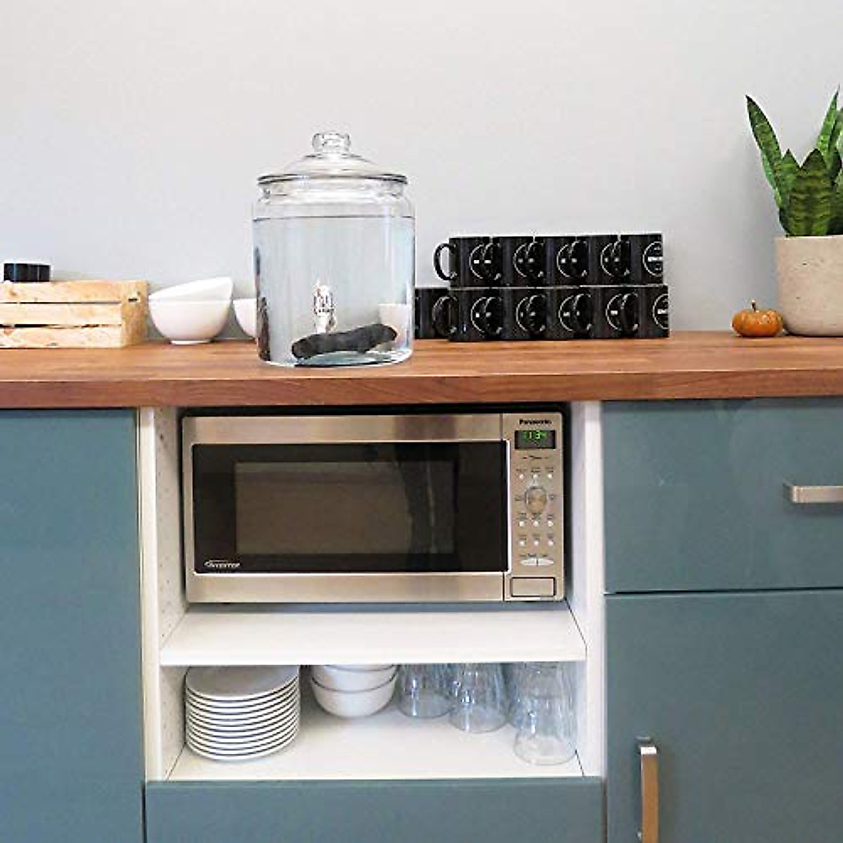 Binchotan Charcoal from Kishu, Japan - Water Purifying Sticks for Great-Tasting Water, 2 Sticks - Each Stick Filters 3-5 Gallons of Water