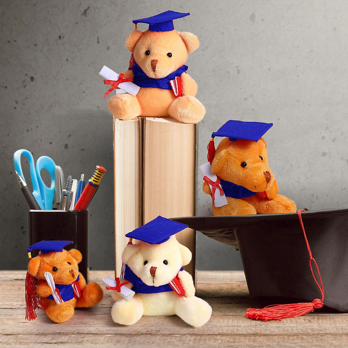 Sumind 6 Pieces Graduation Bears Class of 2025 Graduation Plush Bears Bulk Stuffed Animal Bears with Cap for Kindergarten Primary School College High School Party Favors(Black)