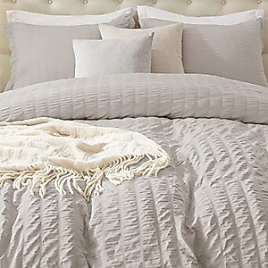 Cozyide Light Grey Duvet Cover Queen, 3 Pieces Bedding Duvet Covers, Soft Breathable Seersucker Duvet Cover Set with Zipper Closure and Corner Ties (1 Duvet Cover 90"x90" + 2 Pillow Shams 20"x26")