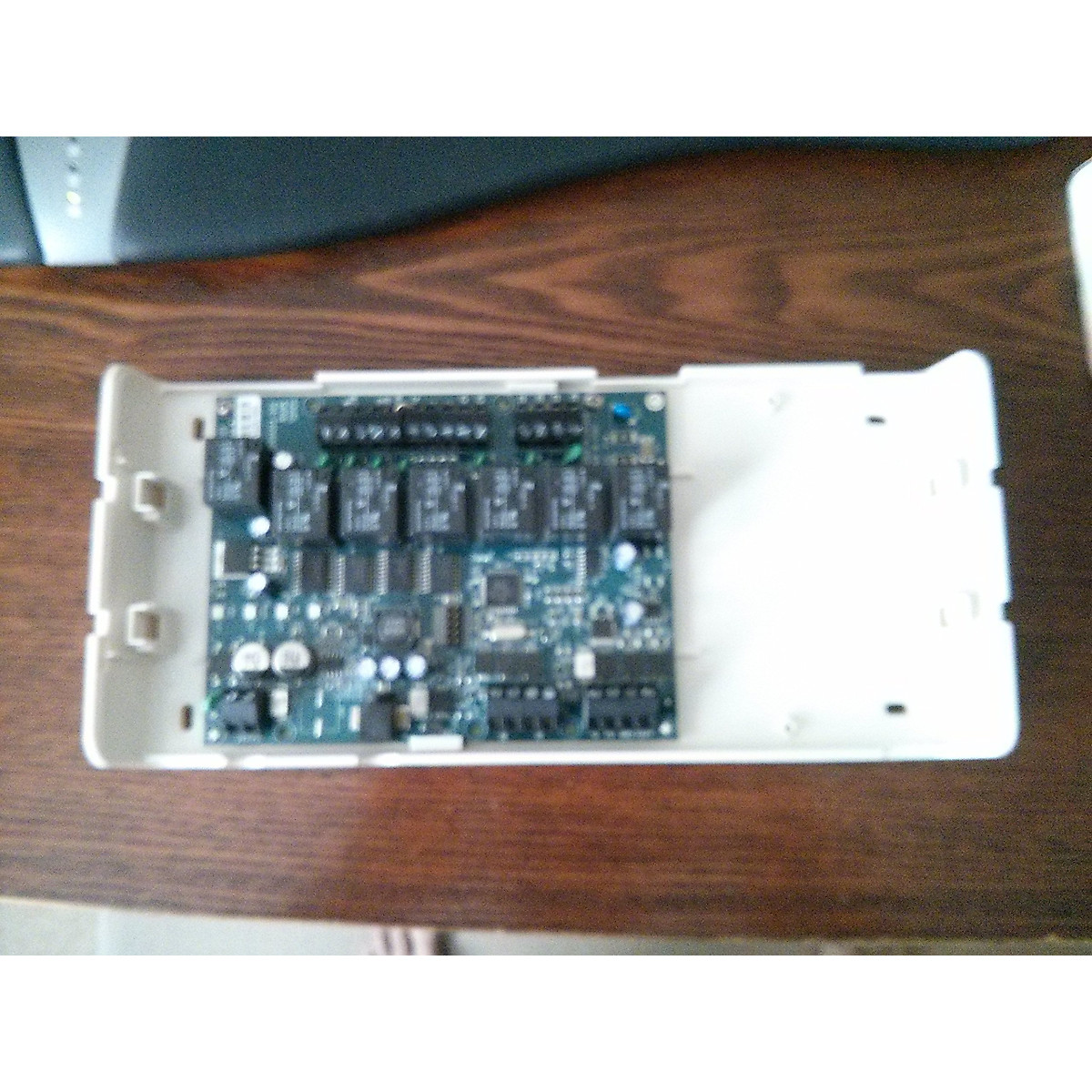 ecobee Smart Thermostat 4 Heat-2 Cool with Full Color Touch Screen