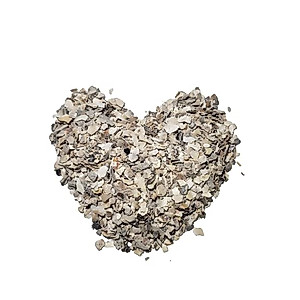 ESVK Chicken and Bird Feed Calcium Supplement | for Healthy Eggs Natural Flaked Oyster Shell - 8 Pounds (Pack of 1) | Made in USA