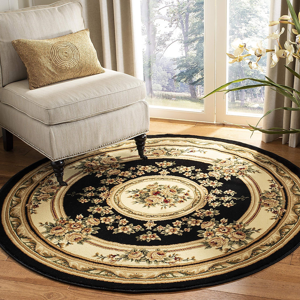 SAFAVIEH Lyndhurst Collection 5'3" Round Black/Ivory LNH218A Traditional European Medallion Non-Shedding Dining Room Entryway Foyer Living Room Bedroom Area Rug