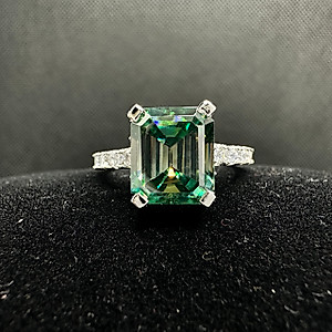 RINGJEWEL 5.40 ct VVS1 Emerald Cut Moissanite White Grey Green Color Silver Plated Engagement Ring For Women (Pack Of 1).