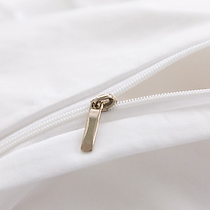 YUNDO Duvet Cover Queen Size Set, Ultra Soft Washed Microfiber Queen Comforter Cover Set, 3 Piece Bedding Set, 1 Duvet Cover with 2 Pillow Shams, 90 X 90 Inches (Queen, White)