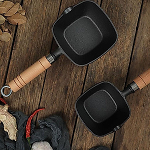 Yardwe Cast Iron Pot, Butter Iron Oil Heating Pot with Wooden Handle Cookware Melting Pot (5inch)