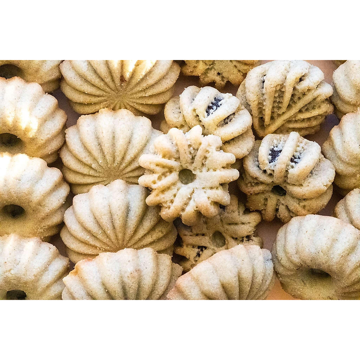 Professional Maggash | Manqat | Manqash | Maamoul Tweezers| Pastry Tongs | Dough Scraper Press | Baking Crimper Tool for Decorating and Sealing Shakarbura, Maamul, and Pie Crusts | (13 Precise Teeth)