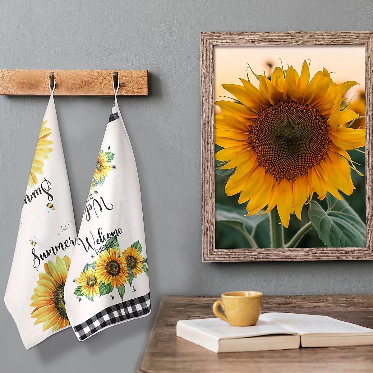 Bencailor 6 Pcs Kitchen Decor Pot Holders Oven Mitts 2 Dish Towels 2 Farmhouse Cooking Mittens Oven Glove 2 Potholder for Baking Cooking Grilling Supply Accessories(Yellow,Sunflower)