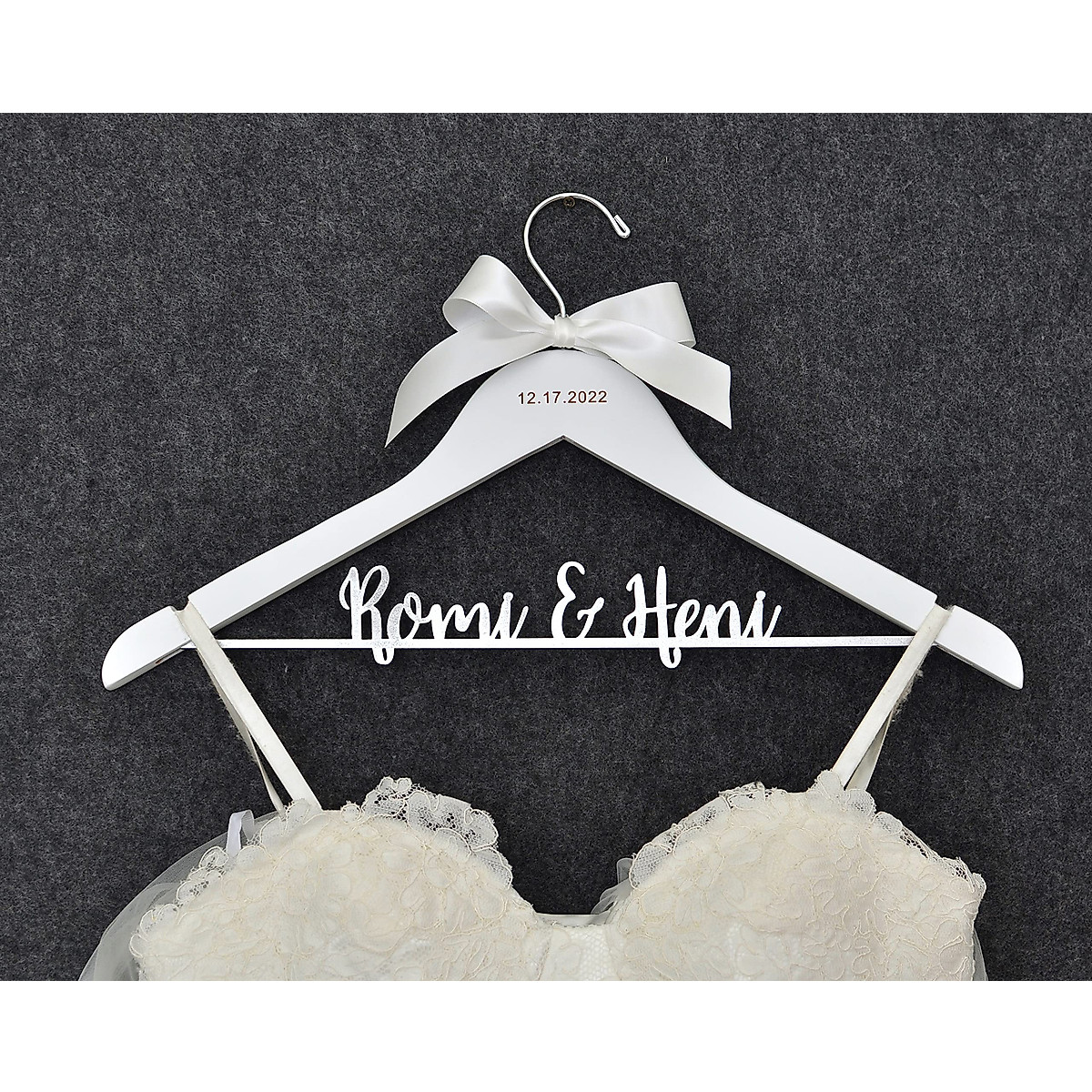 Bride hanger, wedding hanger, wood engraving,personalized bride hanger, lady hanger, custom hanger, honor maid, bridesmaid, The doctor hangers，Gift-giving hangers