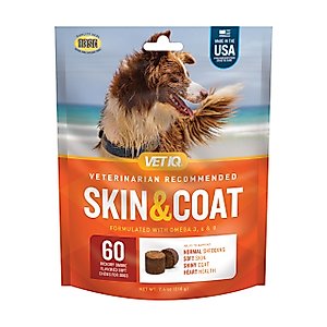 VetIQ Skin and Coat Supplement for Dogs, Helps Maintain Healthy Skin and Shiny Coat, Hickory Smoke Flavor Dog Chew, Made in The USA, 60 Count