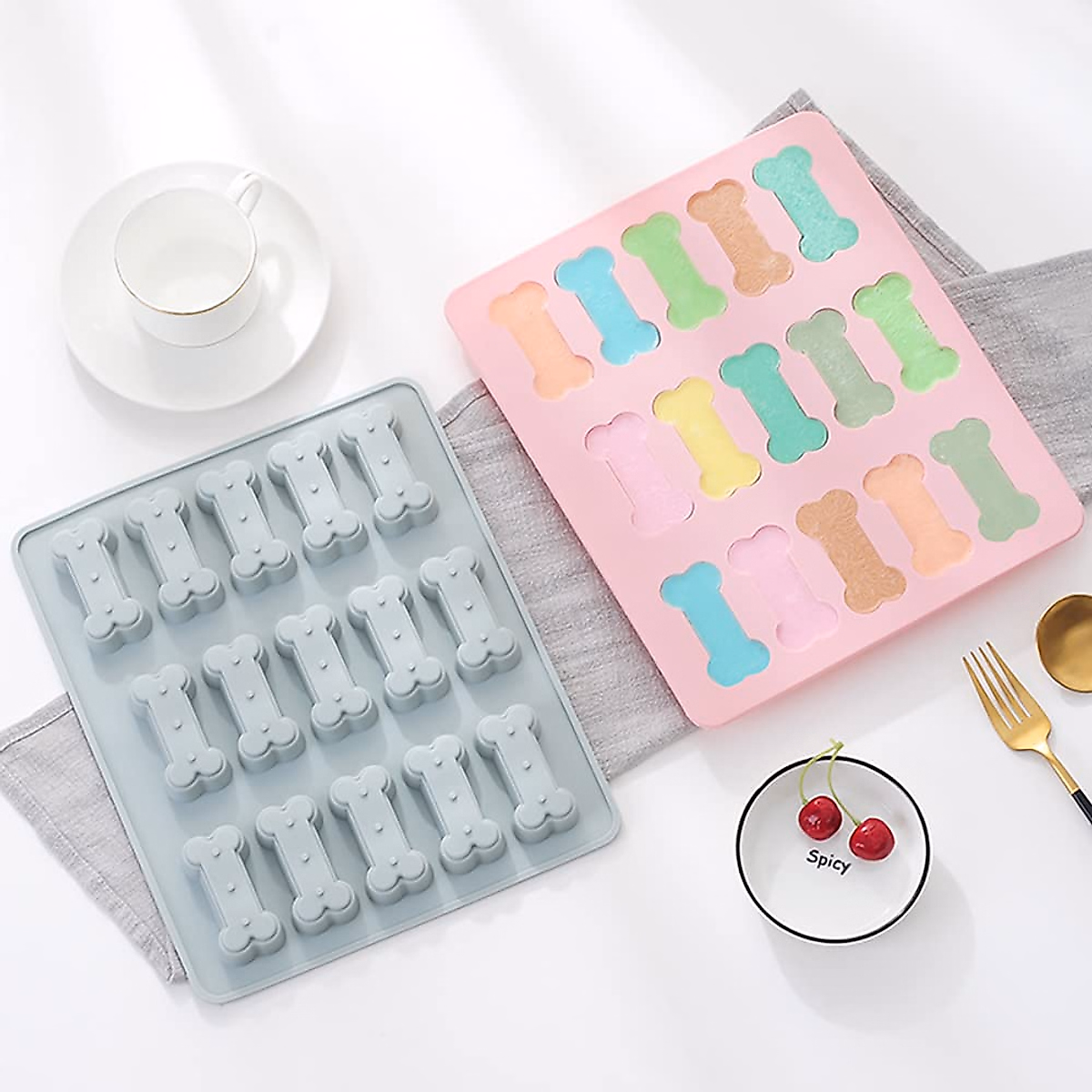 1 Pcs Dog Birthday Silicone Bone Shape Molds, 15-Cavity, Reusable Ice Candy Fudge Jelly Chocolate Cookies Trays DIY Baking Tools, Safe for Home Kitchen Party Supplies - Pink