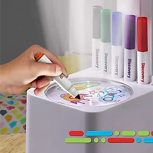 Discovery Kids Art Projector with Six Dry Erase Markers and 10 Reusable Drawing Discs, Draw on Reusable Transparent Sheets, Magnify and Project Art onto Ceilings, Walls, and More