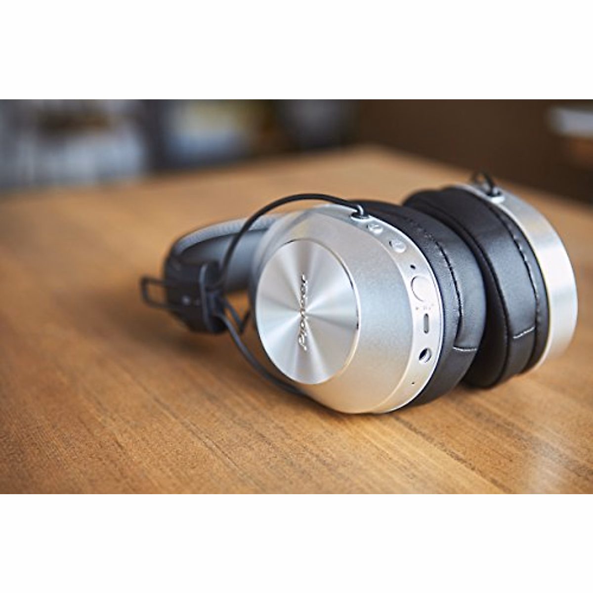 PIONEER Bluetooth and High-Resolution Over Ear Wireless Headphone, Silver (SE-MS7BT-S)