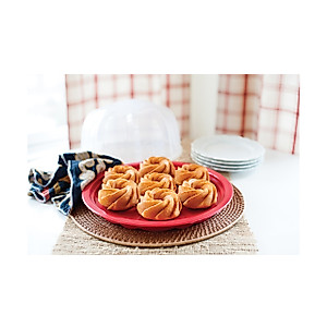 Nordic Ware Bundt Cake Keeper, Plastic, 13 in L X 12 in W X 7 in H, Red