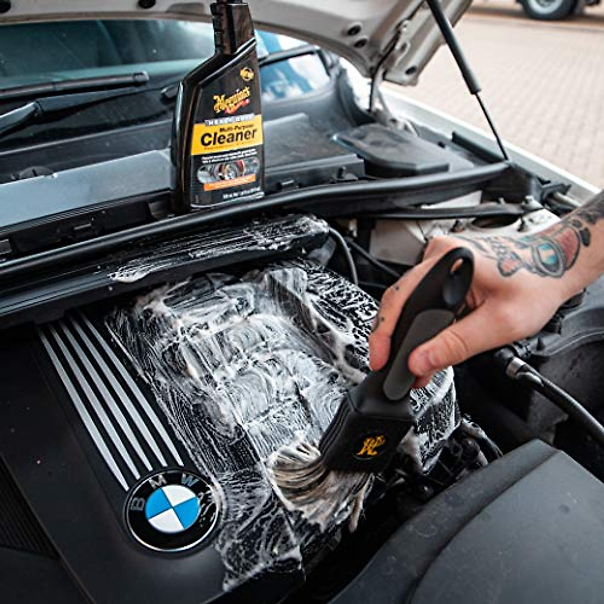 Meguiar's G180224EU Heavy Duty Multi-Purpose Cleaner 709ml Professional Strength, cleans wheel arches, tyres, vinyl, trim, carpet, fabric, upholstery, rubber, metal, chrome and more