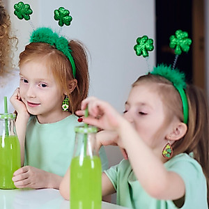 St Patrick's Dame Dainty Printed Teardrop Earrings Good Luck Holiday Jewelry Gy Wooden Earrings for Women,Irish Shamrock Drop Dangle Earrings Green Clover Gnoift (Gnome)